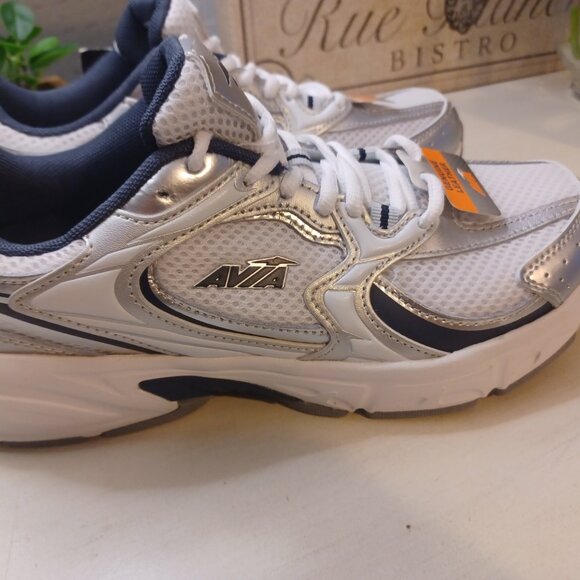 Avia | Shoes | Nwt Avia White Leather Sneakers Womens Sz 75 | Poshmark